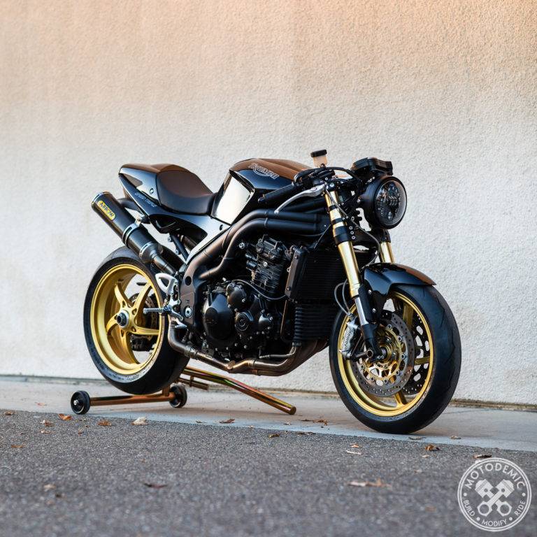 Speed Triple Single Headlight Conversion - Round (05-10) • MOTODEMIC