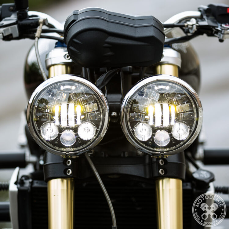 Dual Round Headlight LED Upgrade for Triumph • MOTODEMIC