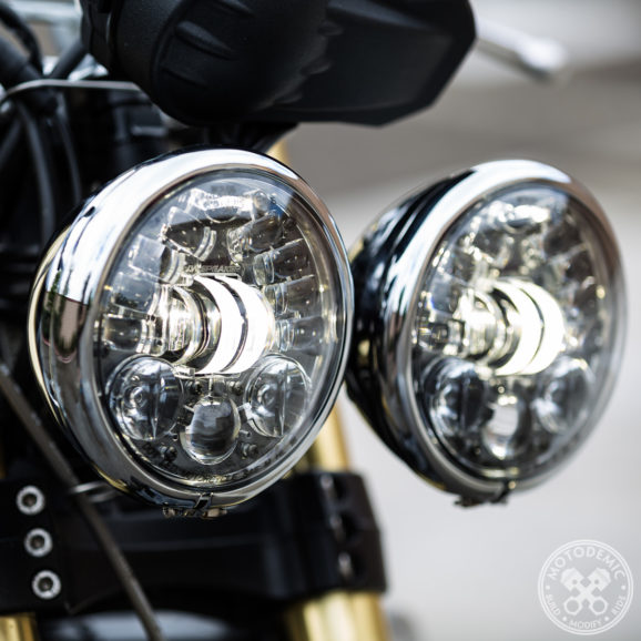 MT-07/FZ-07/XSR700 Custom Headlight Brackets • MOTODEMIC