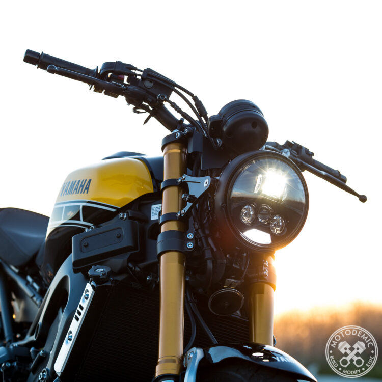 XSR900 7-Inch Headlight Conversion • MOTODEMIC