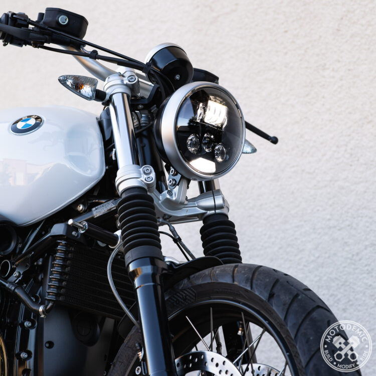 LED Headlight for BMW RnineT (13-20) • MOTODEMIC