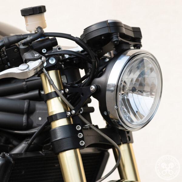 Speed Triple Single Headlight Conversion - Round (05-10) • MOTODEMIC
