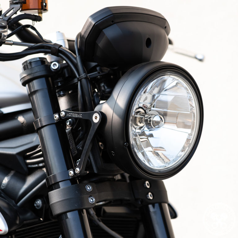 Street Triple Single Headlight Conversion - Round (765 TFT) • MOTODEMIC