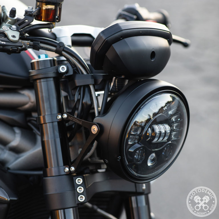 Speed Triple S/RS Single Headlight Conversion - Round (18-20) • MOTODEMIC
