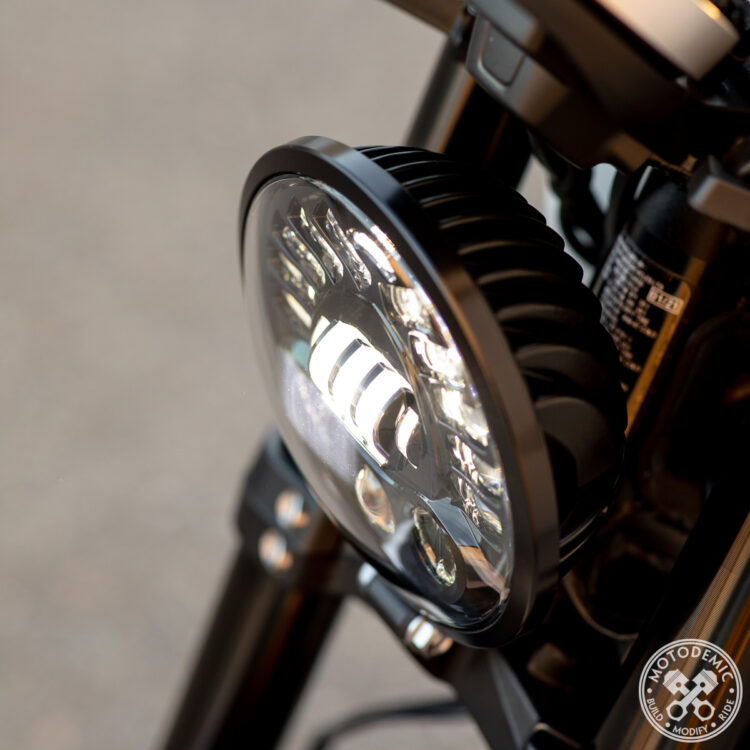 Headlight Upgrade for Trident 660 • MOTODEMIC